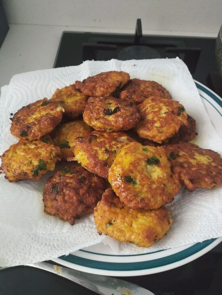 קציצות עוף טעימות במיוחד שכולם אוהבים - הסודות של אמא